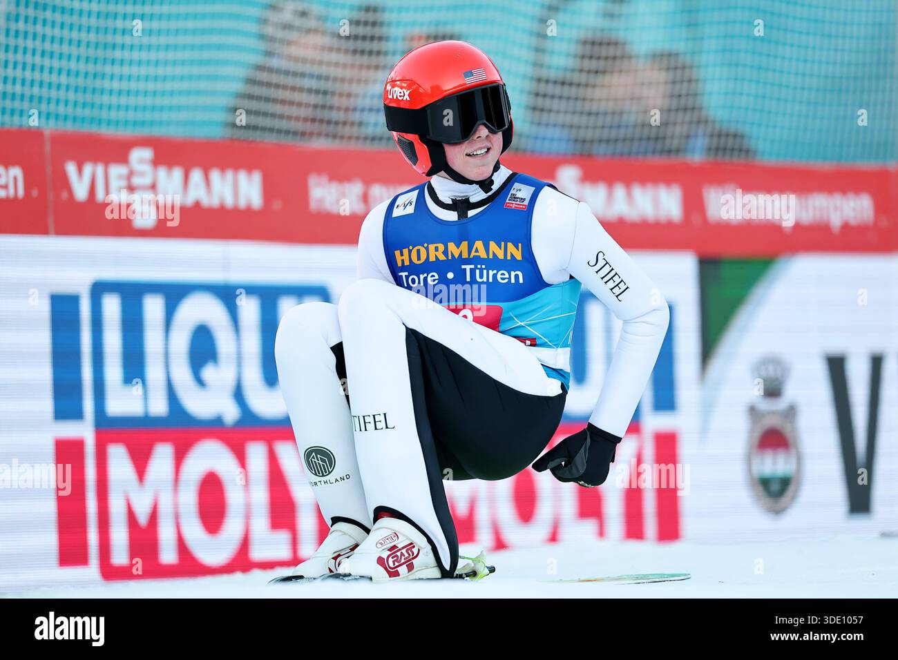 04 January 2026, Austria, Innsbruck: Nordic skiing/ski jumping, World ...