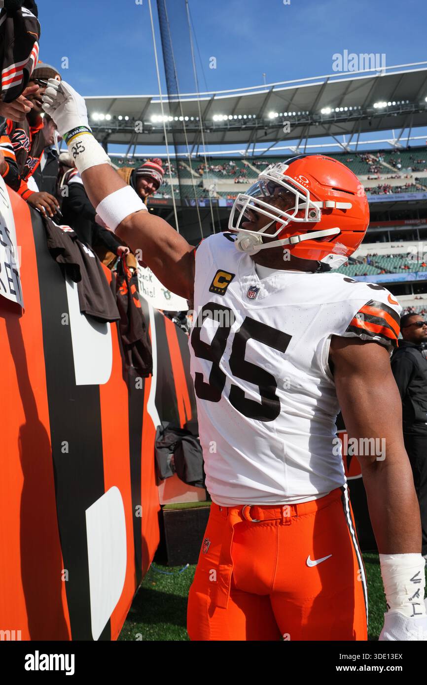 Cleveland Browns defensive end Myles Garrett (95) greets fans before an ...