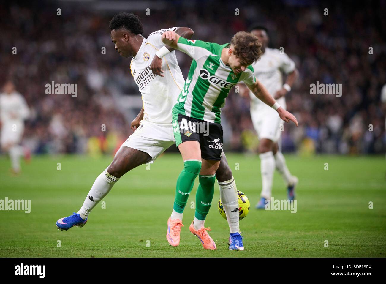 Real Madrid CF’s Vinicius Junior (l) and Real Betis Balompie's Ángel ...