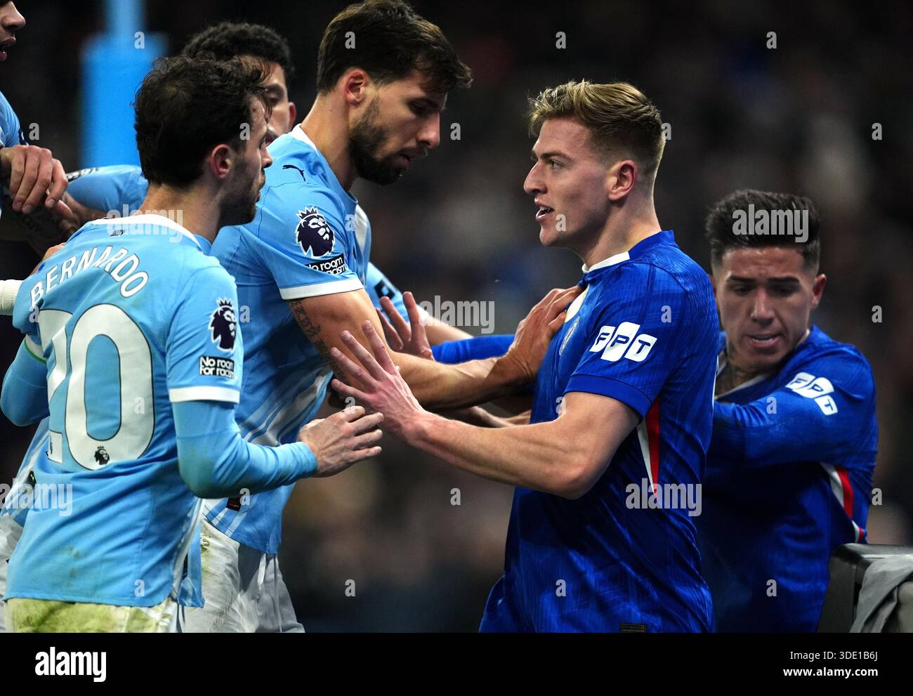 Tempers fray between Manchester City's Ruben Dias and Chelsea's Liam ...