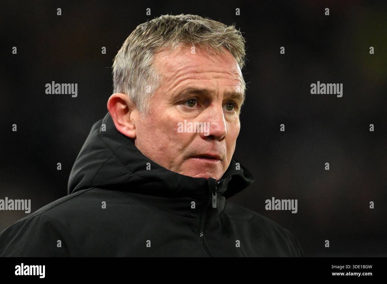 Phil Parkinson, manager of Wrexham during the Sky Bet Championship ...