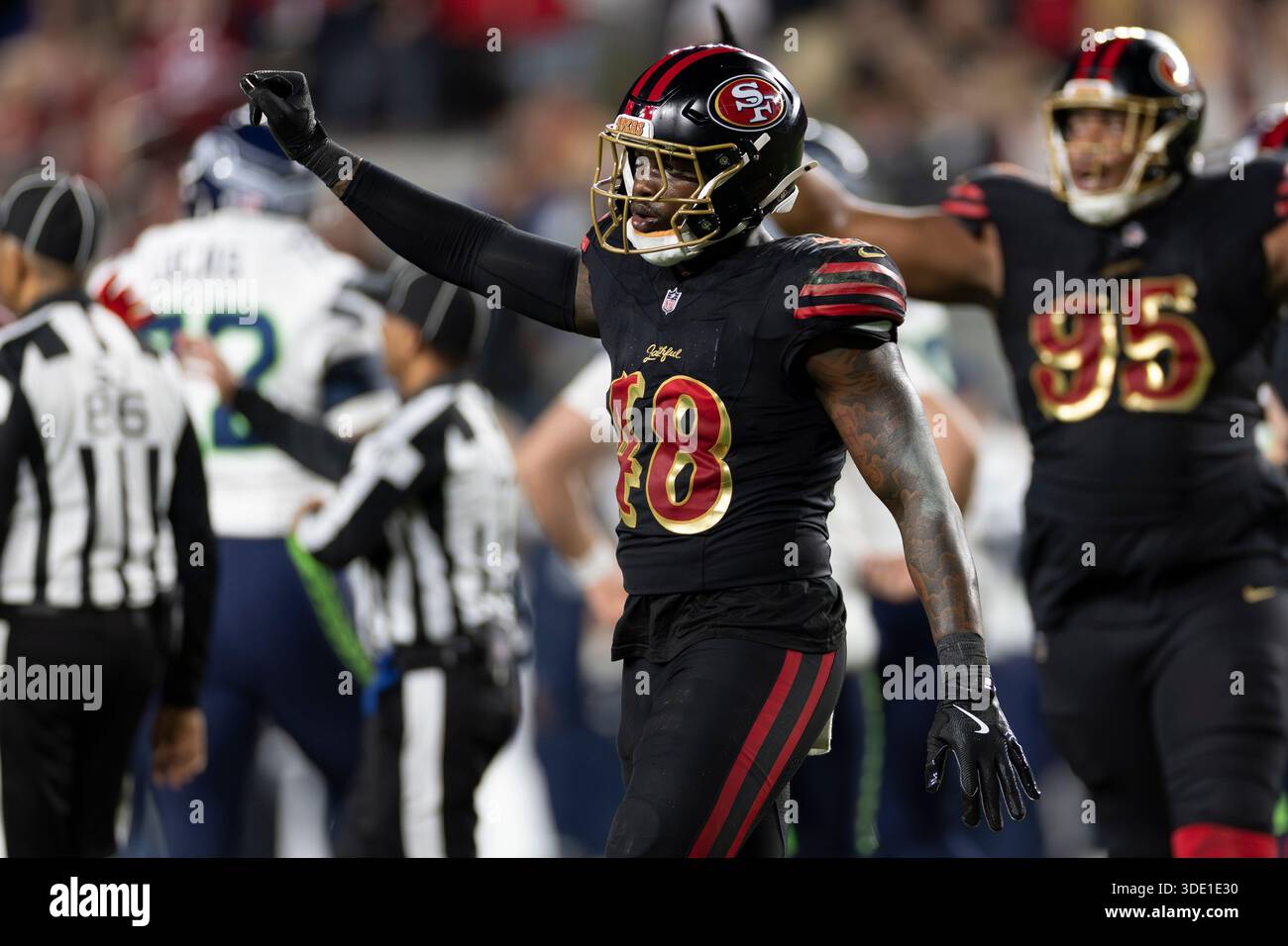 Jan 3, 2026; Santa Clara, California, USA; San Francisco 49ers ...