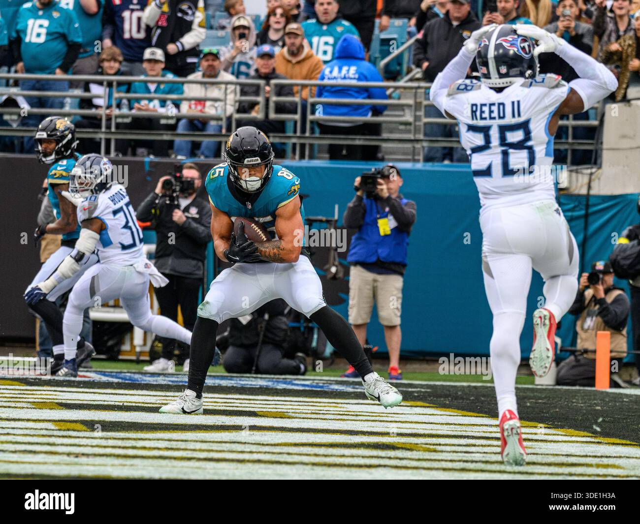 January 4, 2026: Tennessee Titans safety Jerrick Reed II (28) reacts ...