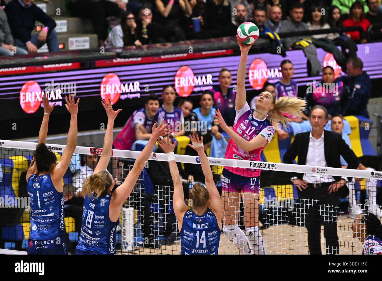 Tatiana Tolok ( Igor Gorgonzola Novara Stock Photo - Alamy