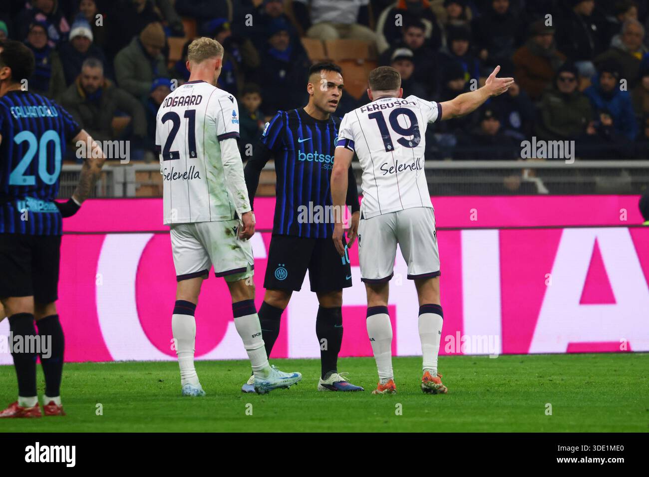Milano, Italy, January 04 2026. Lautaro Martinez, Lewis Ferguson in ...