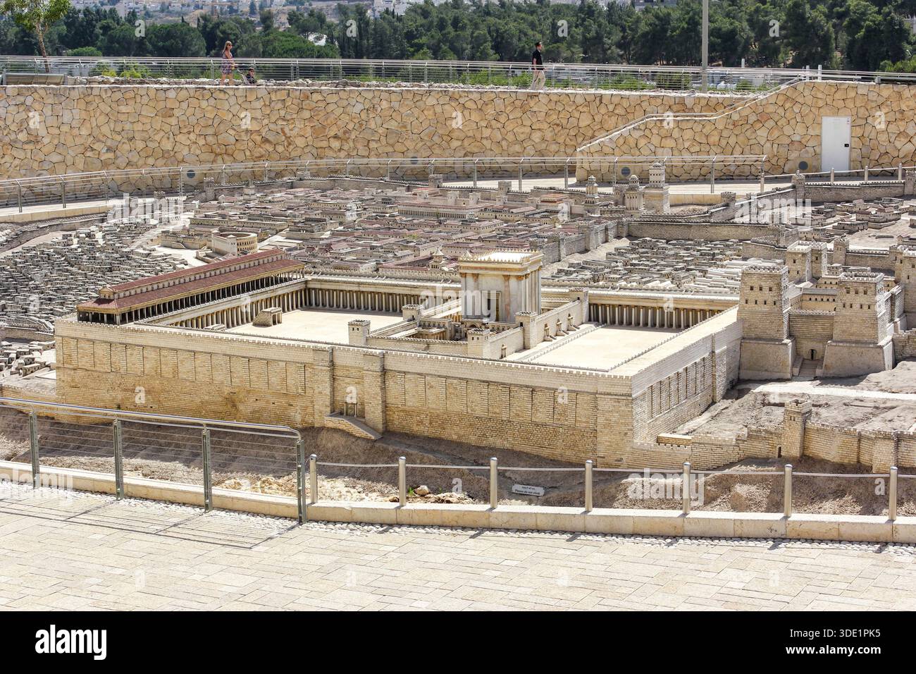 A scale model of the Temple and the Antonia Fortress on display at the ...