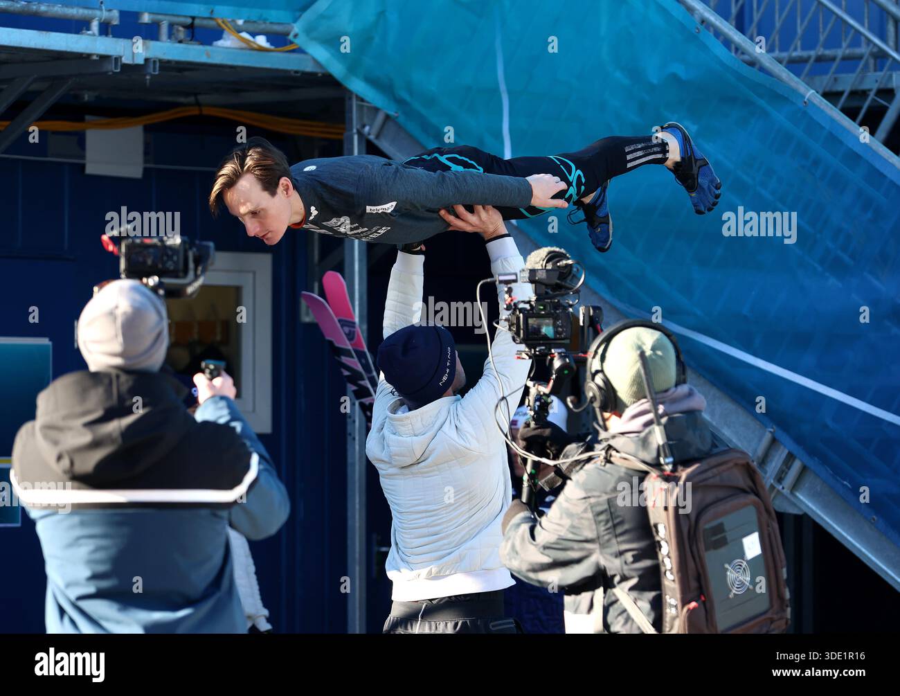 Sprungsimulation hi-res stock photography and images - Alamy