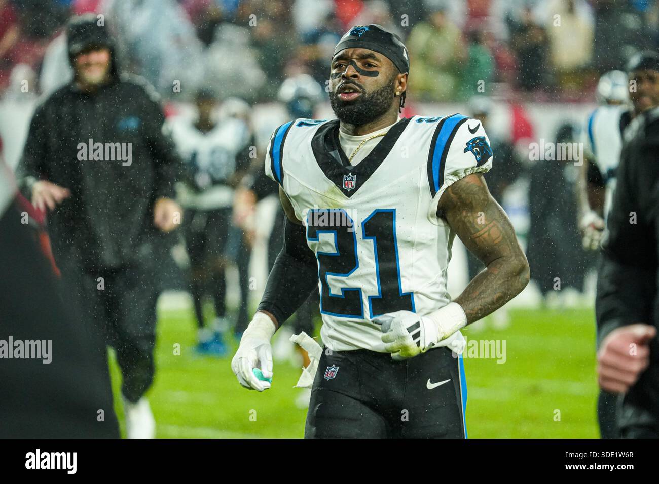 Tampa Bay, Florida, USA, January 3, 2026, Carolina Panthers player Nick ...