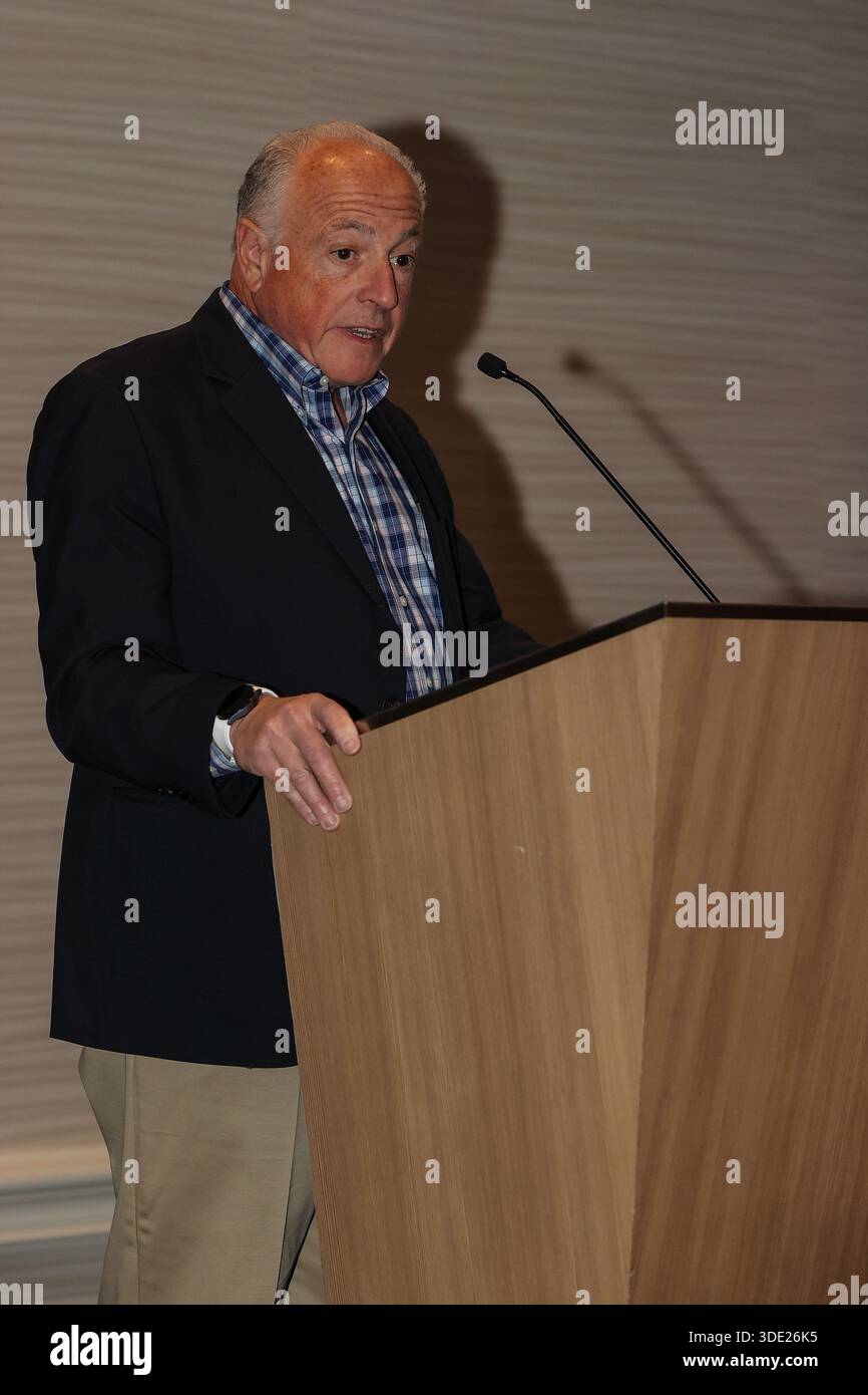 January 4 2026: David Leon, Partner ShowStoppers, on stage during the ...