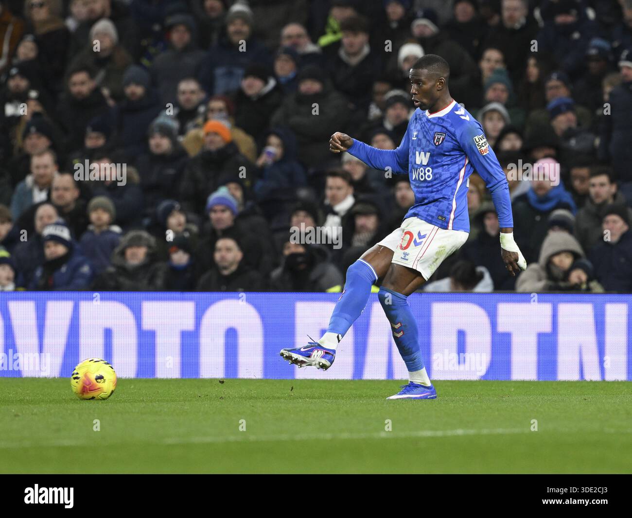 London, England, January 4, 2026: Sunderland's Nordi Mukiele during the ...