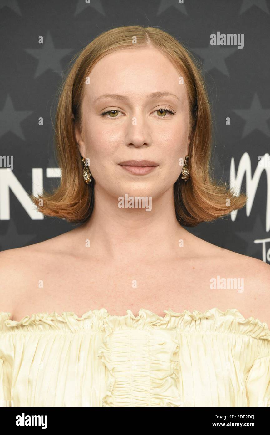 Hannah Einbinder at arrivals for The Critics Choice Association (CCA ...