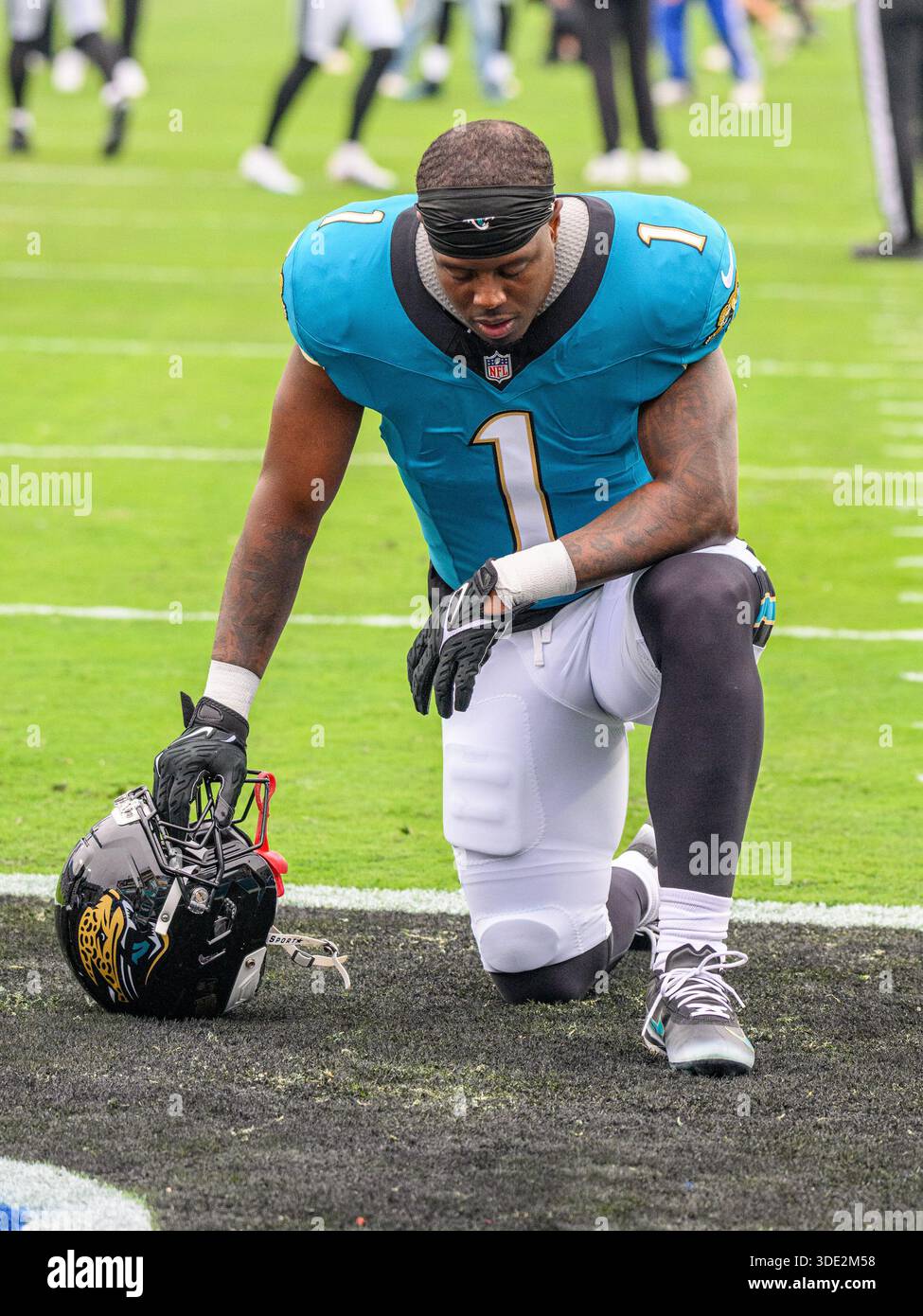 January 4, 2026: Jacksonville Jaguars running back Travis Etienne Jr ...