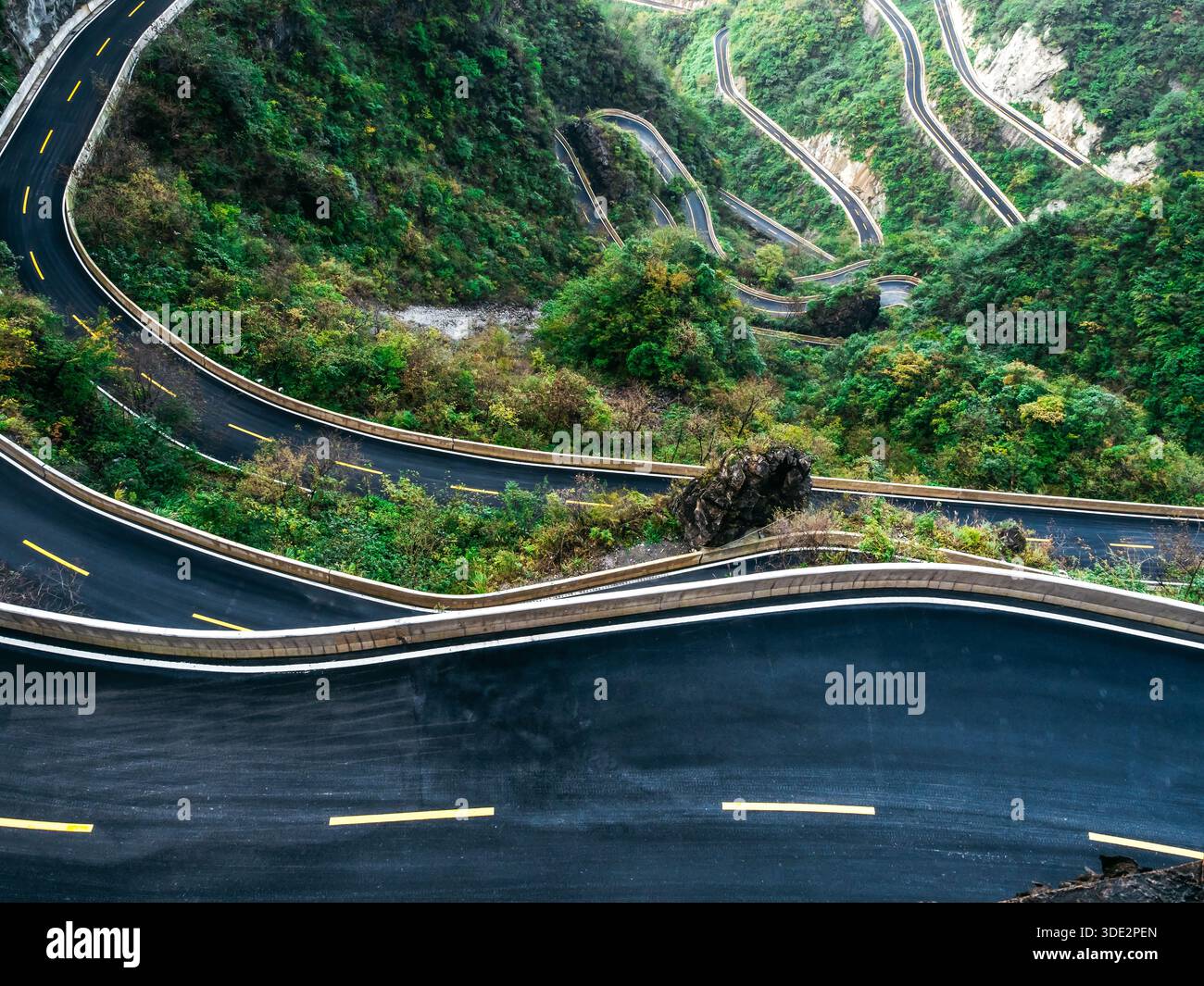 99 bends hi-res stock photography and images - Alamy