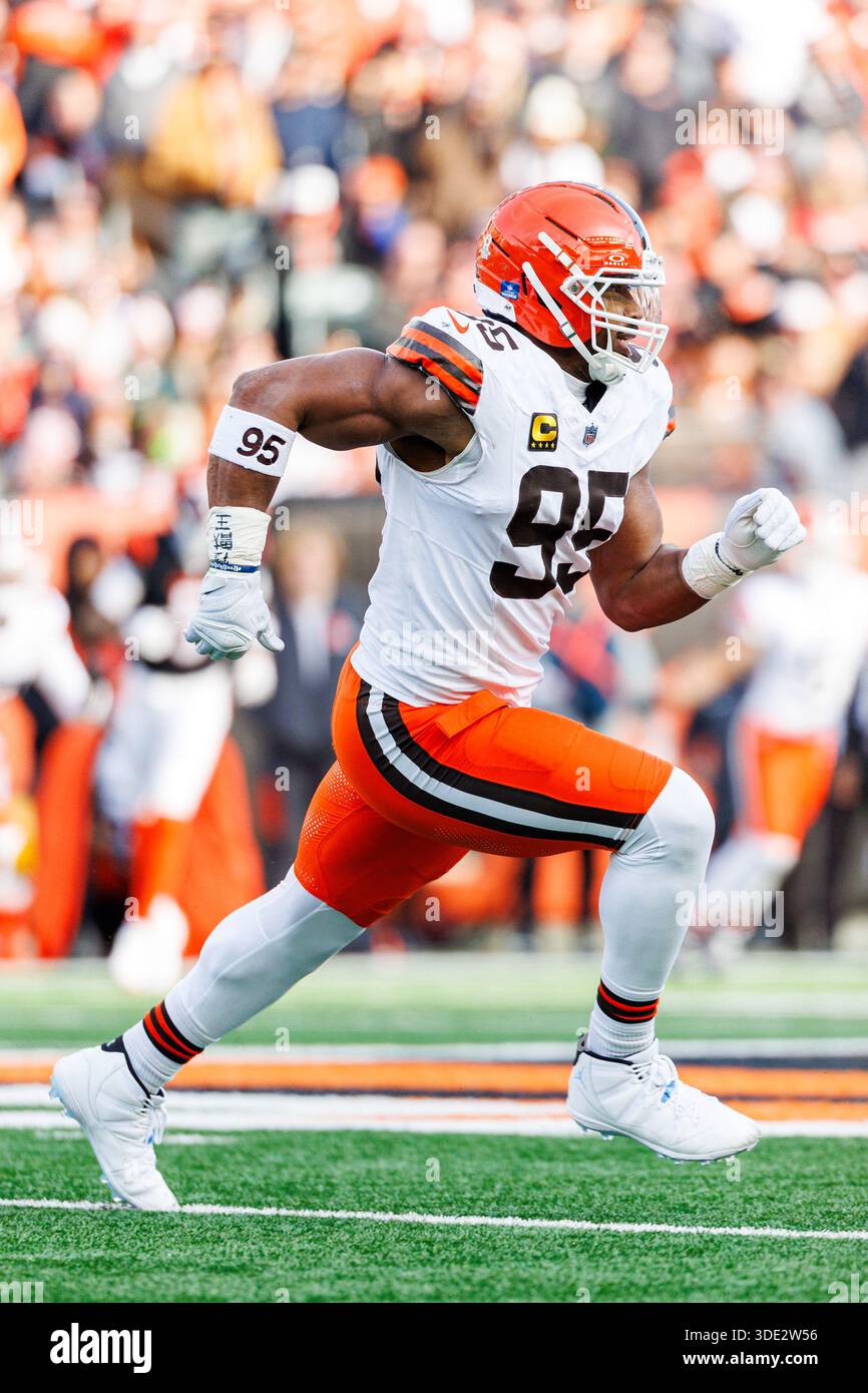 January 04, 2026: Cleveland Browns defensive lineman Myles Garrett (95 ...