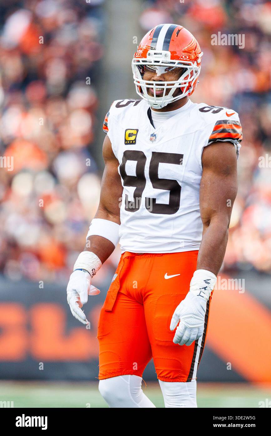January 04, 2026: Cleveland Browns defensive lineman Myles Garrett (95 ...