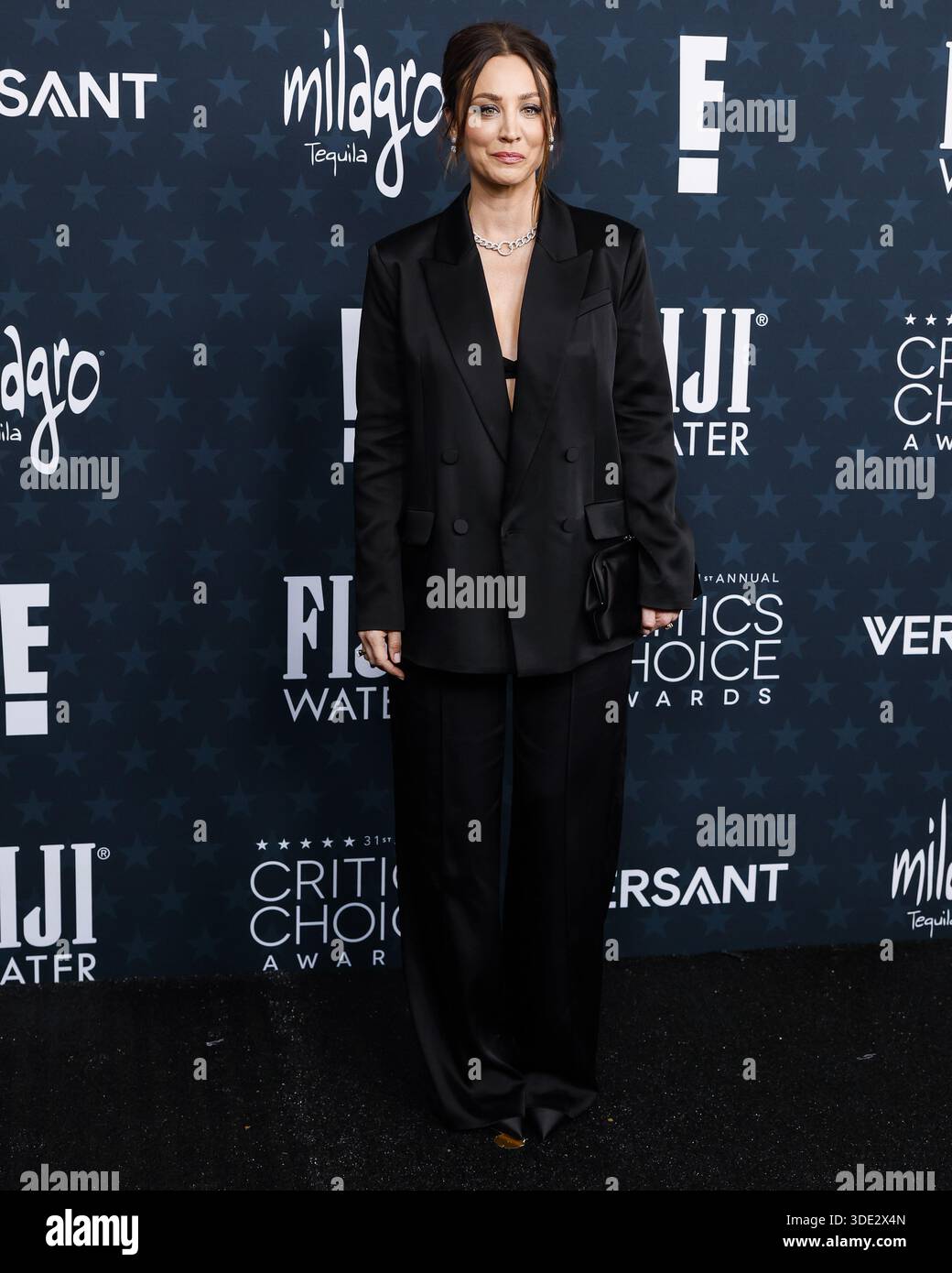 Kaley Cuoco walking on the red carpet at the 31st Annual Critics Choice ...