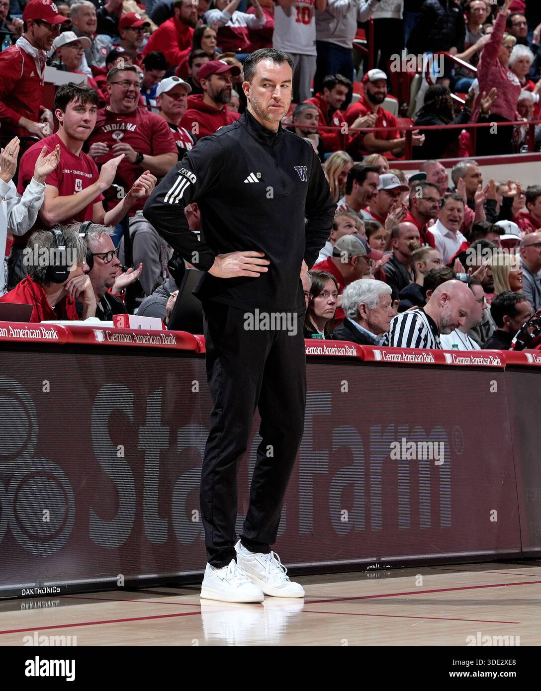 BLOOMINGTON, IN - JANUARY 04: Washington Huskies coach Danny Sprinkle ...