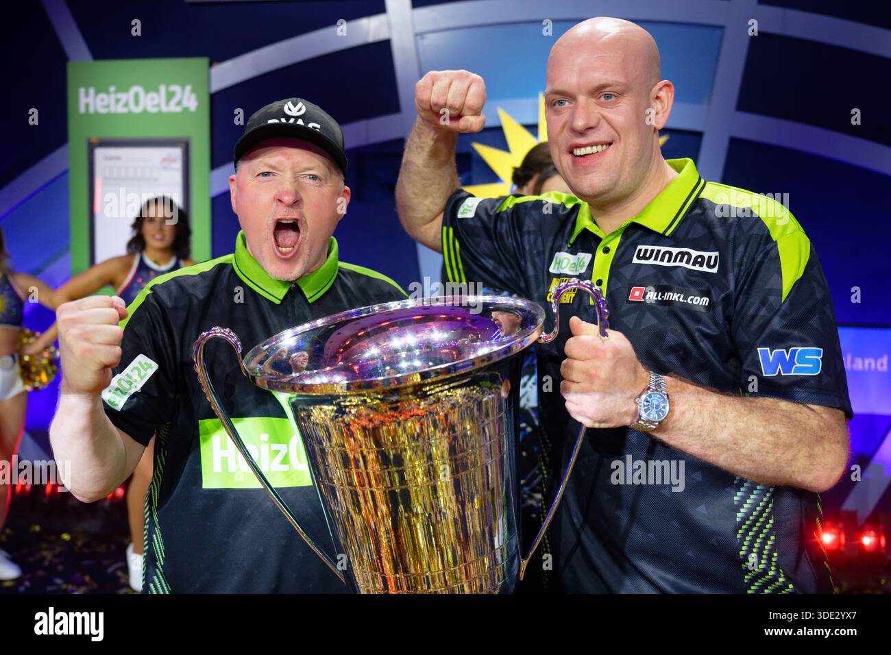 dpatop - 05 January 2026, North Rhine-Westphalia, Bonn: Musician Joey ...