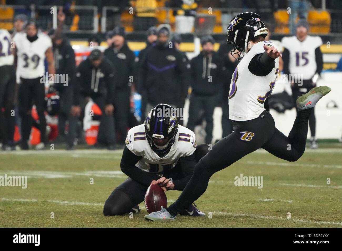 Baltimore Ravens kicker Tyler Loop (33) attempts to kick a field goal ...