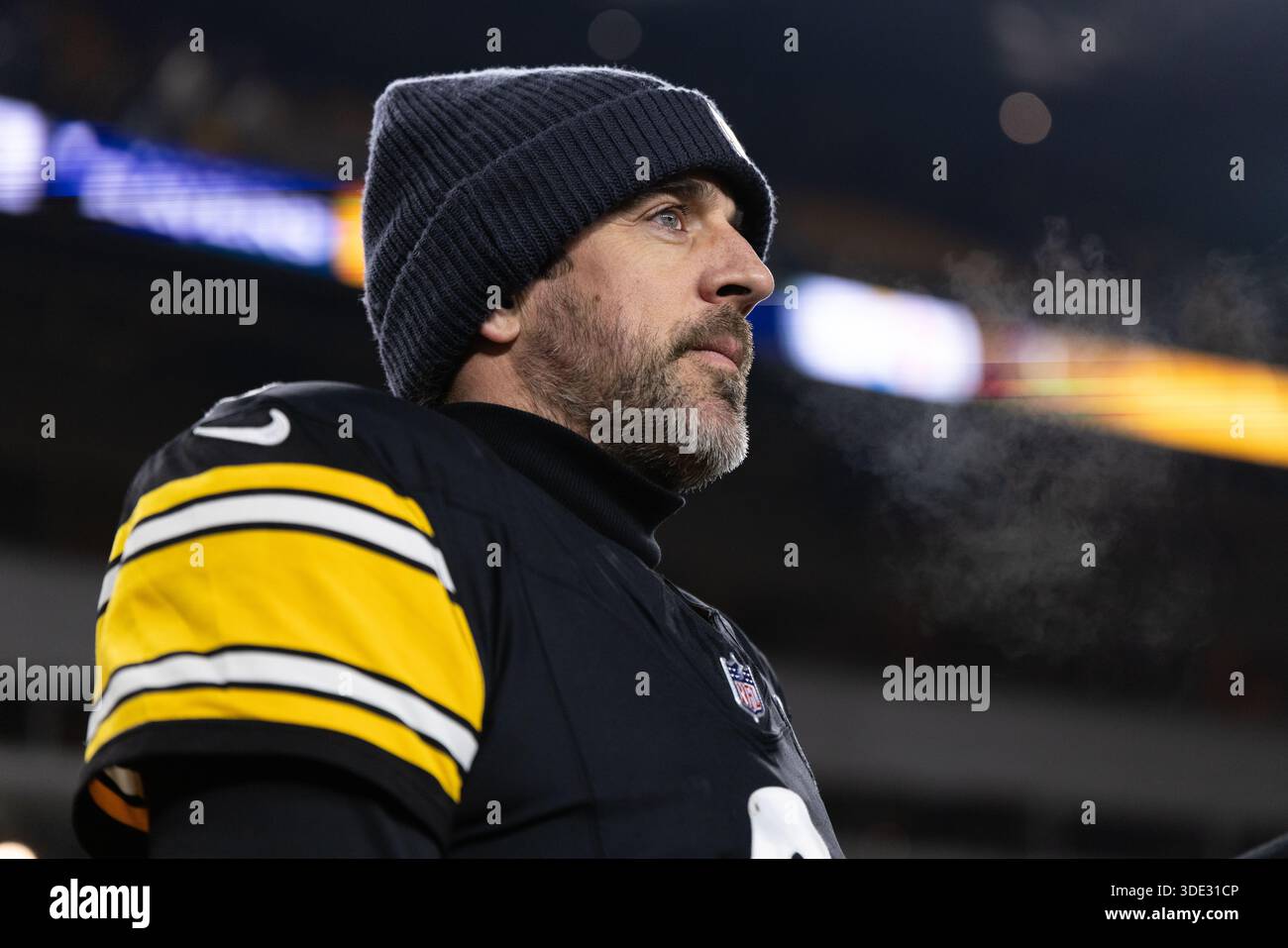 Pittsburgh Steelers quarterback Aaron Rodgers (8) looks on after an NFL ...