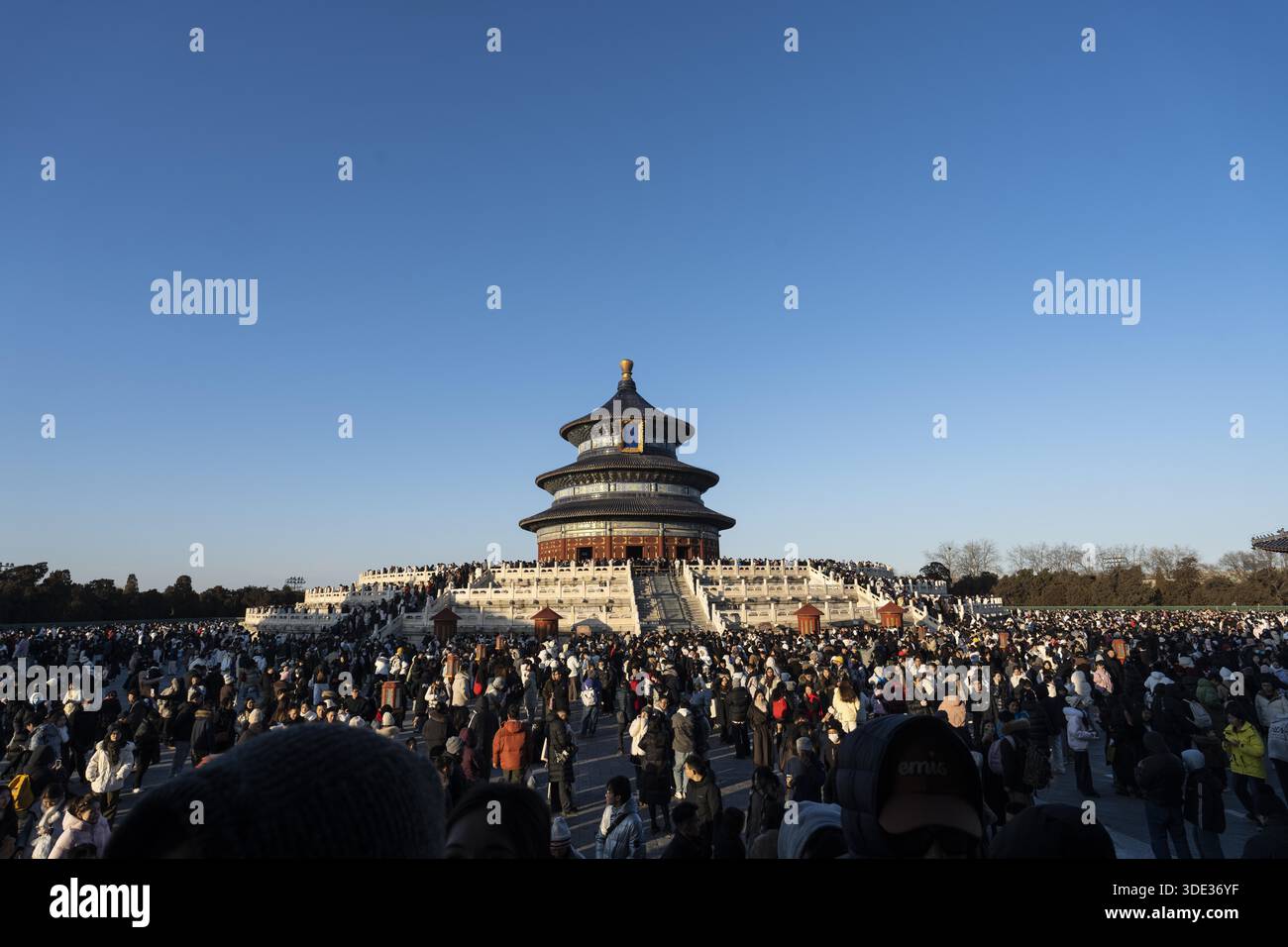 Visitors gather at the Hall of Prayer for Good Harvests in Tiantan Park ...