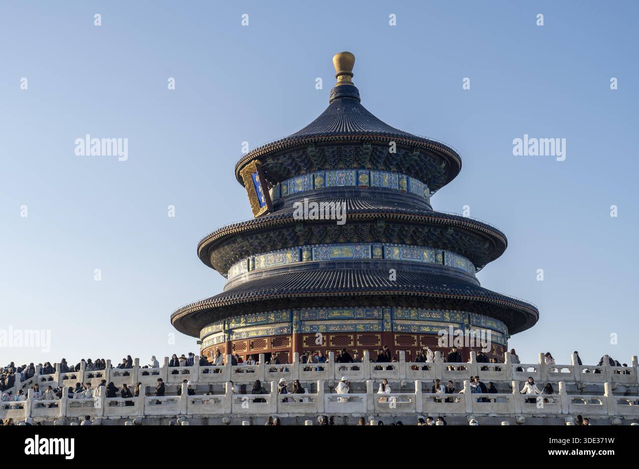 Visitors gather at the Hall of Prayer for Good Harvests in Tiantan Park ...