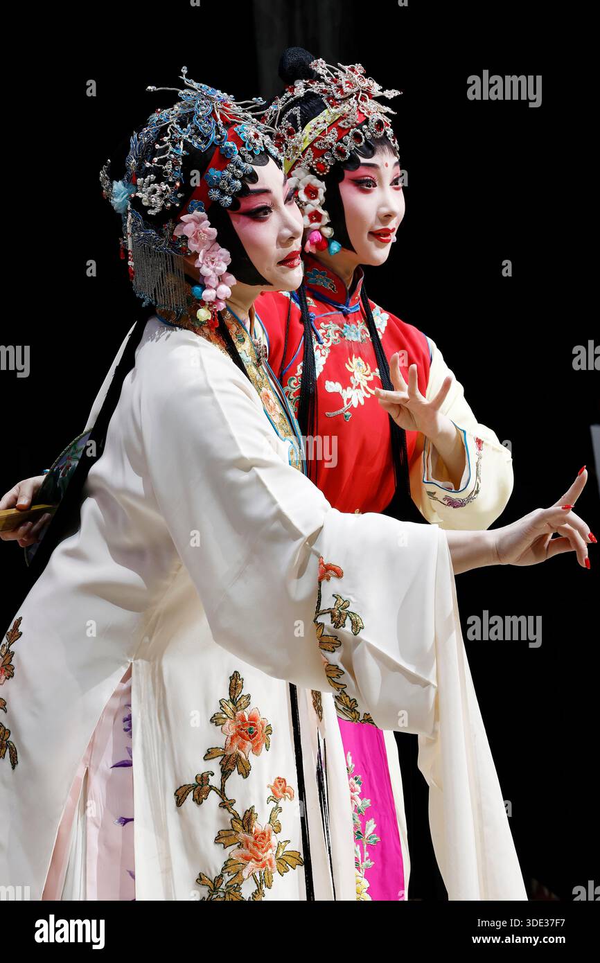 Liu Jie (left) of the Hunan Kunqu Opera Troupe in performance. Shanghai ...