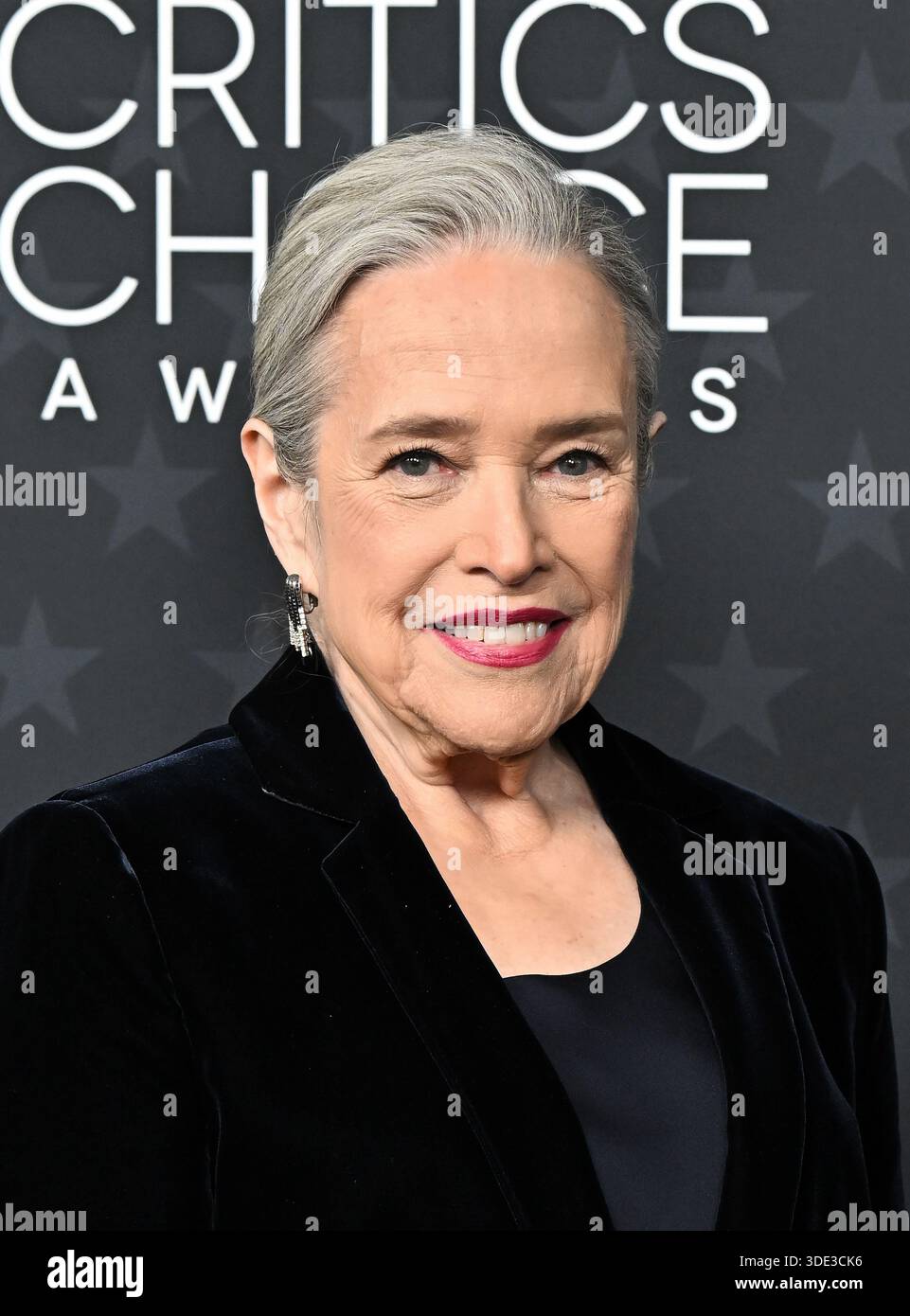 Kathy Bates arriving to the 31st Annual Critics Choice Awards held at ...