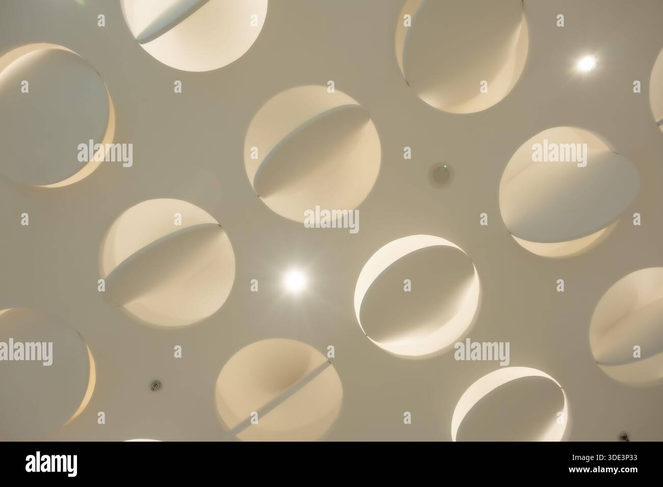 Subtle lens flare in the center hi-res stock photography and images - Alamy