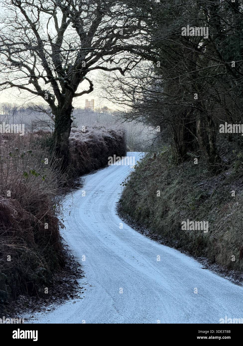 Doddiscombsleigh, Devon, UK. 5th January, 2026. UK Weather: Freezing ...