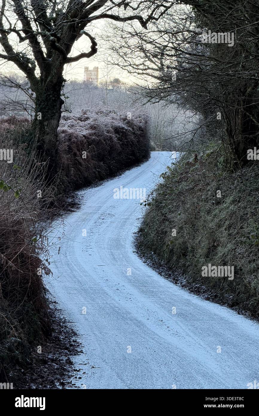 Doddiscombsleigh, Devon, UK. 5th January, 2026. UK Weather: Freezing ...