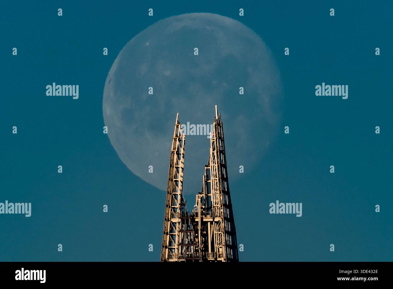 London uk january 2026 building hi-res stock photography and images - Alamy