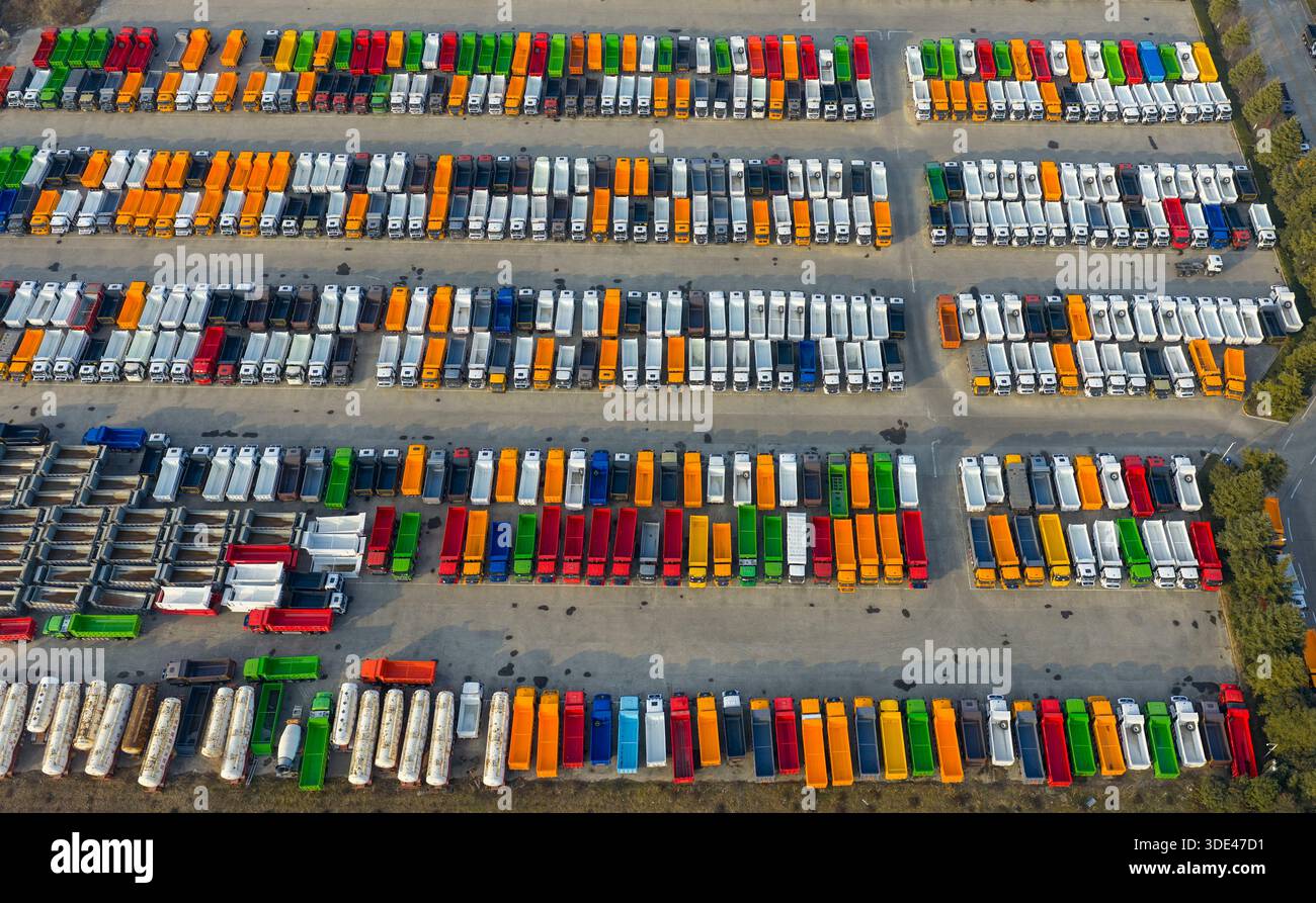SANMENXIA, CHINA - JANUARY 5, 2026 - Vehicles parked in Henan Juntong ...