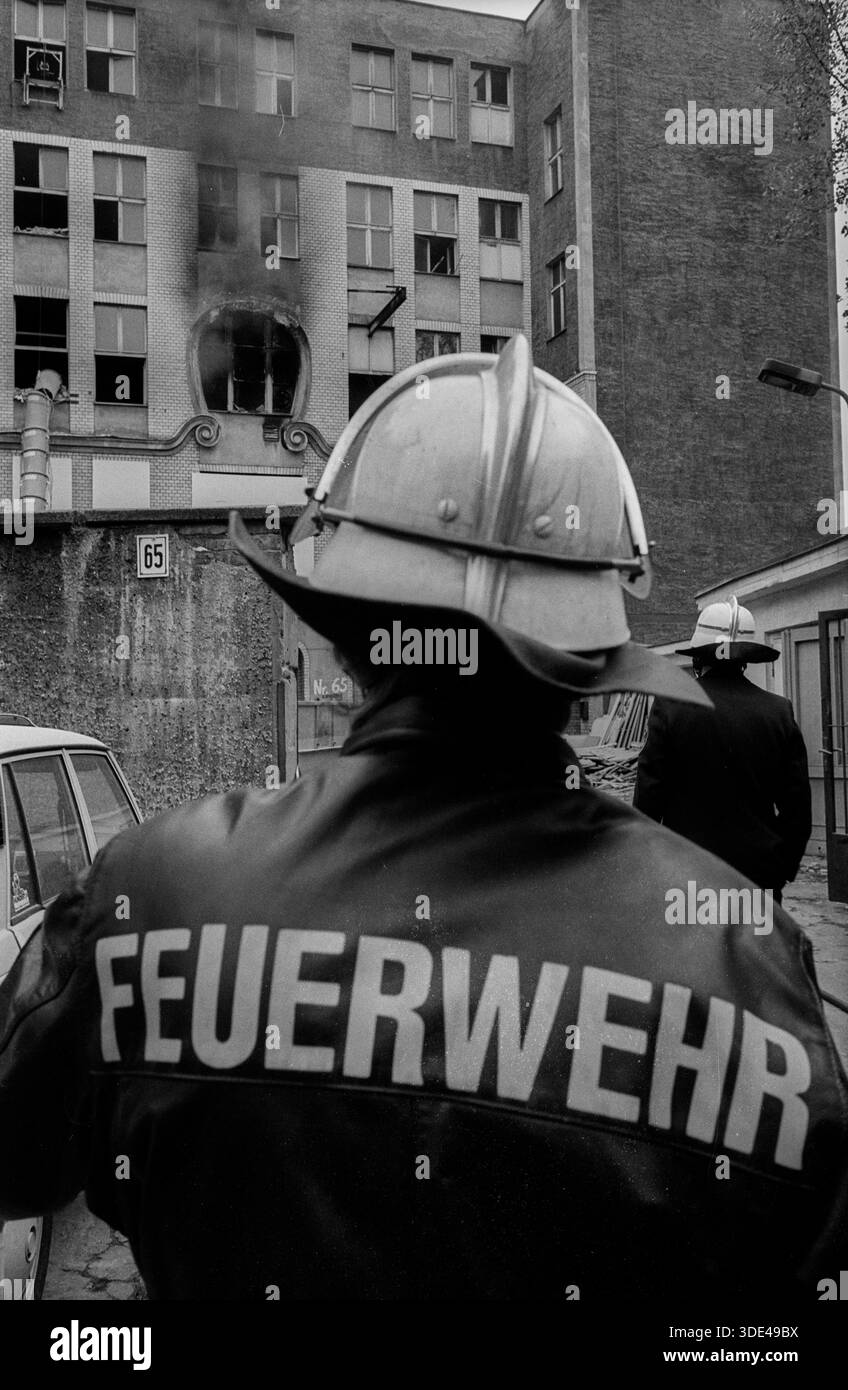 Spandauer Vorstadt Deutschland, Berlin, 09.10.1992, Brand in der ...