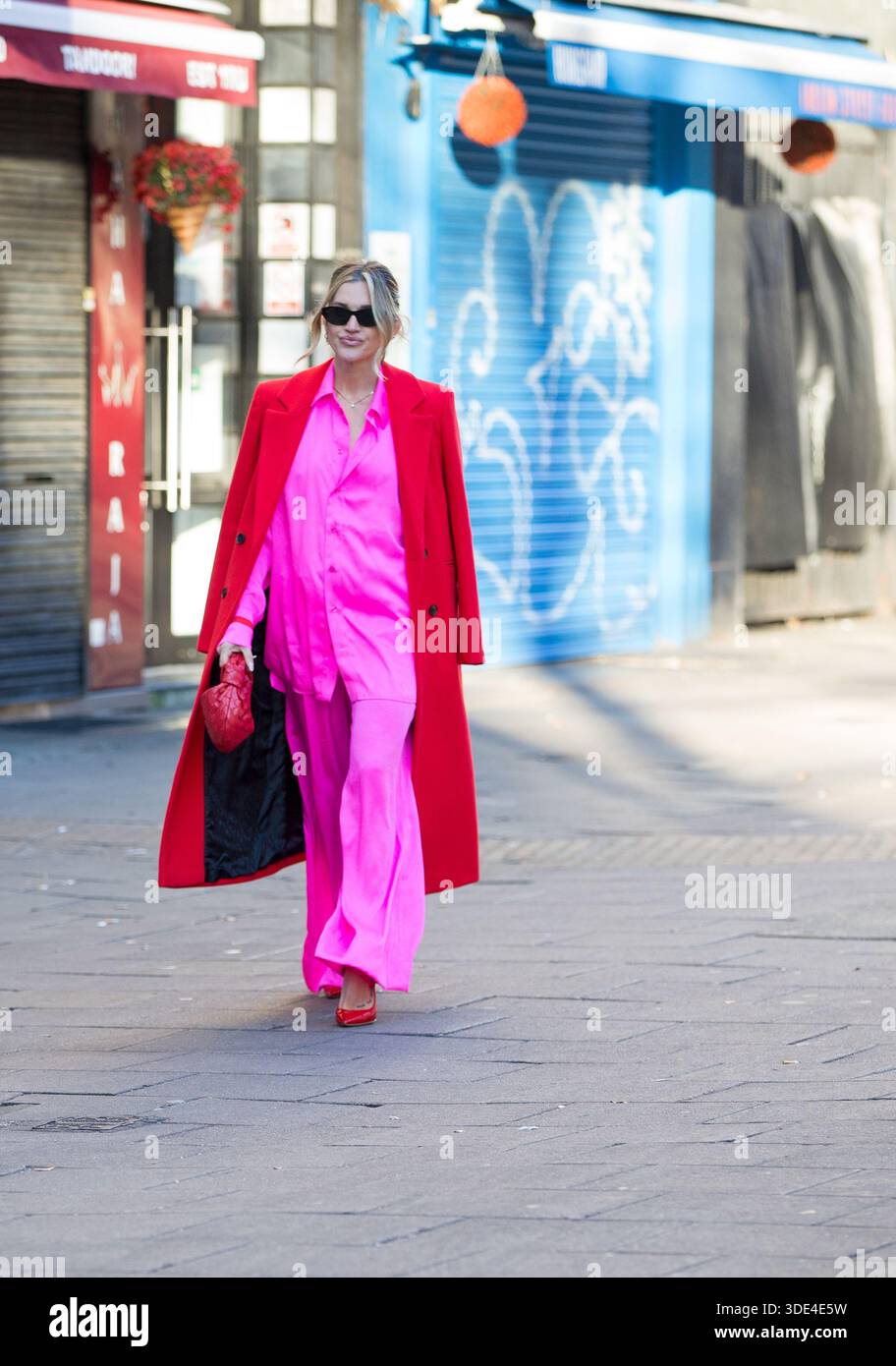 London, England, UK.5th Jan 2026 Ashley Roberts, Looks Gorgeous in pink ...