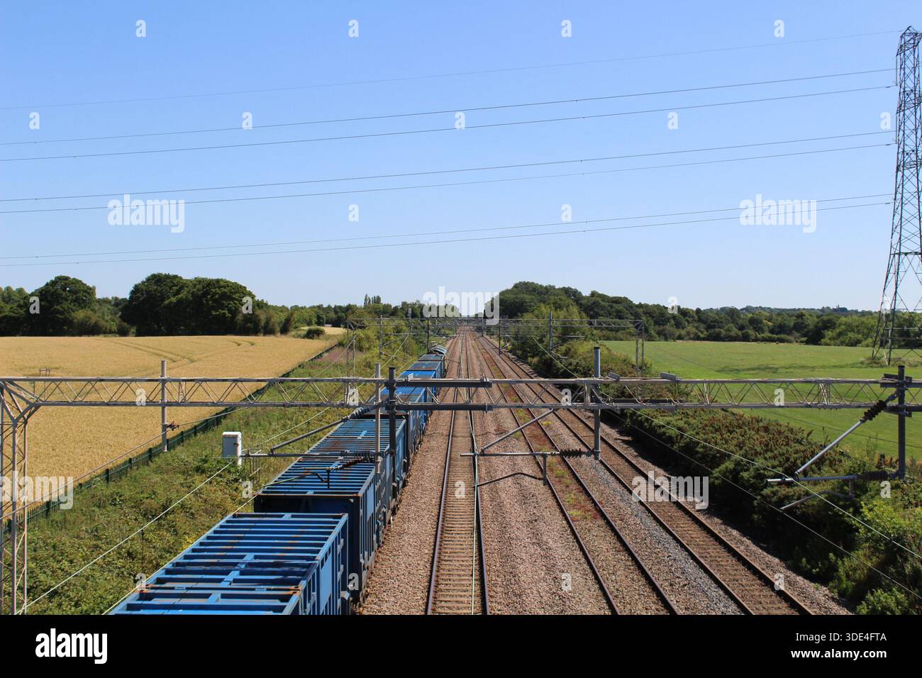 Elevated view freight train hi-res stock photography and images - Alamy