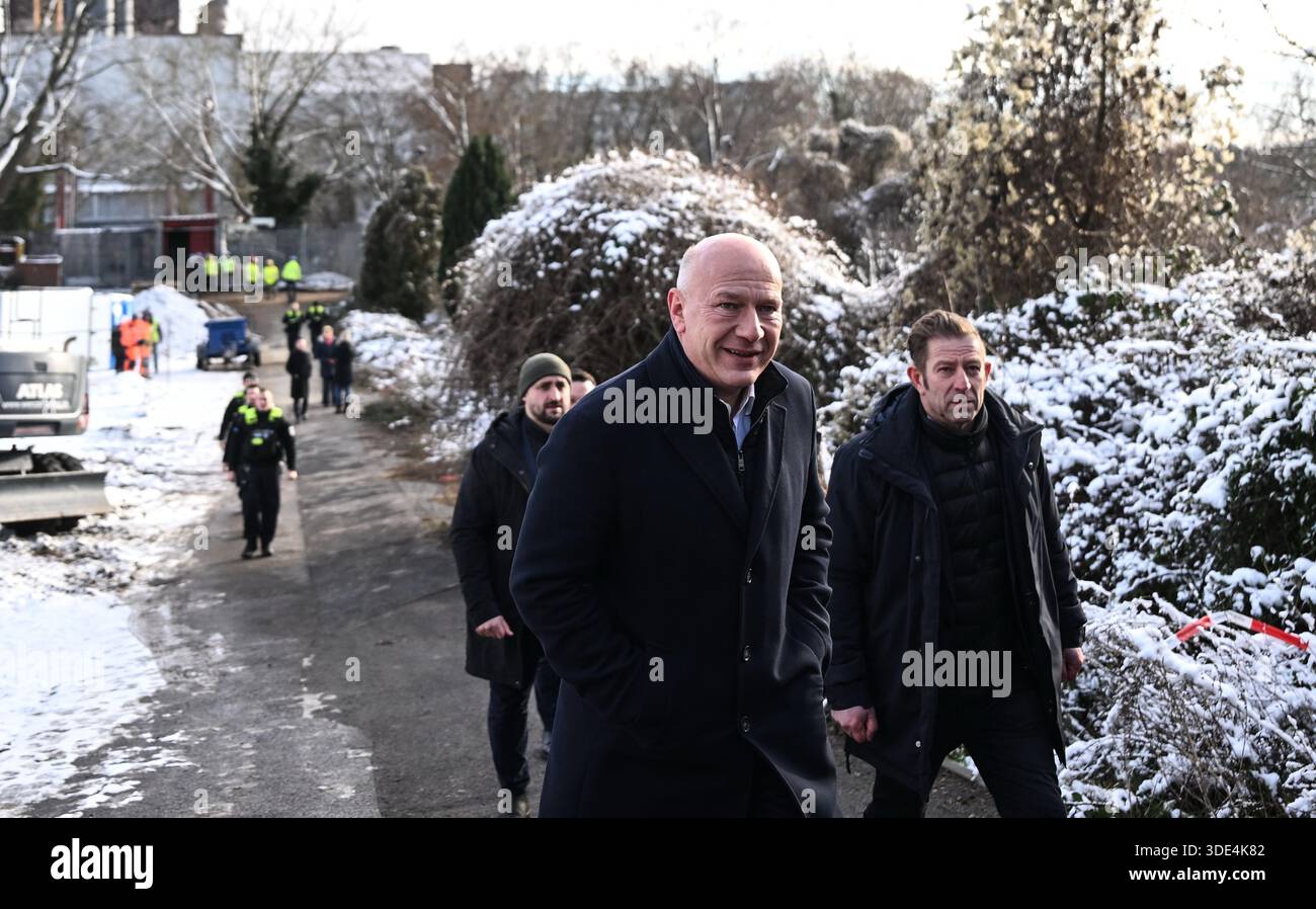 05 January 2026, Berlin: Berlin's Governing Mayor Kai Wegner (CDU ...