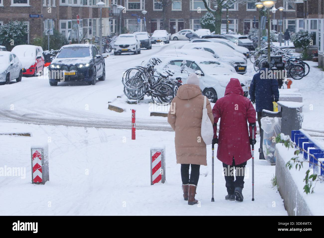 Amsterdam netherlands january 2026 snowfall hi-res stock photography ...