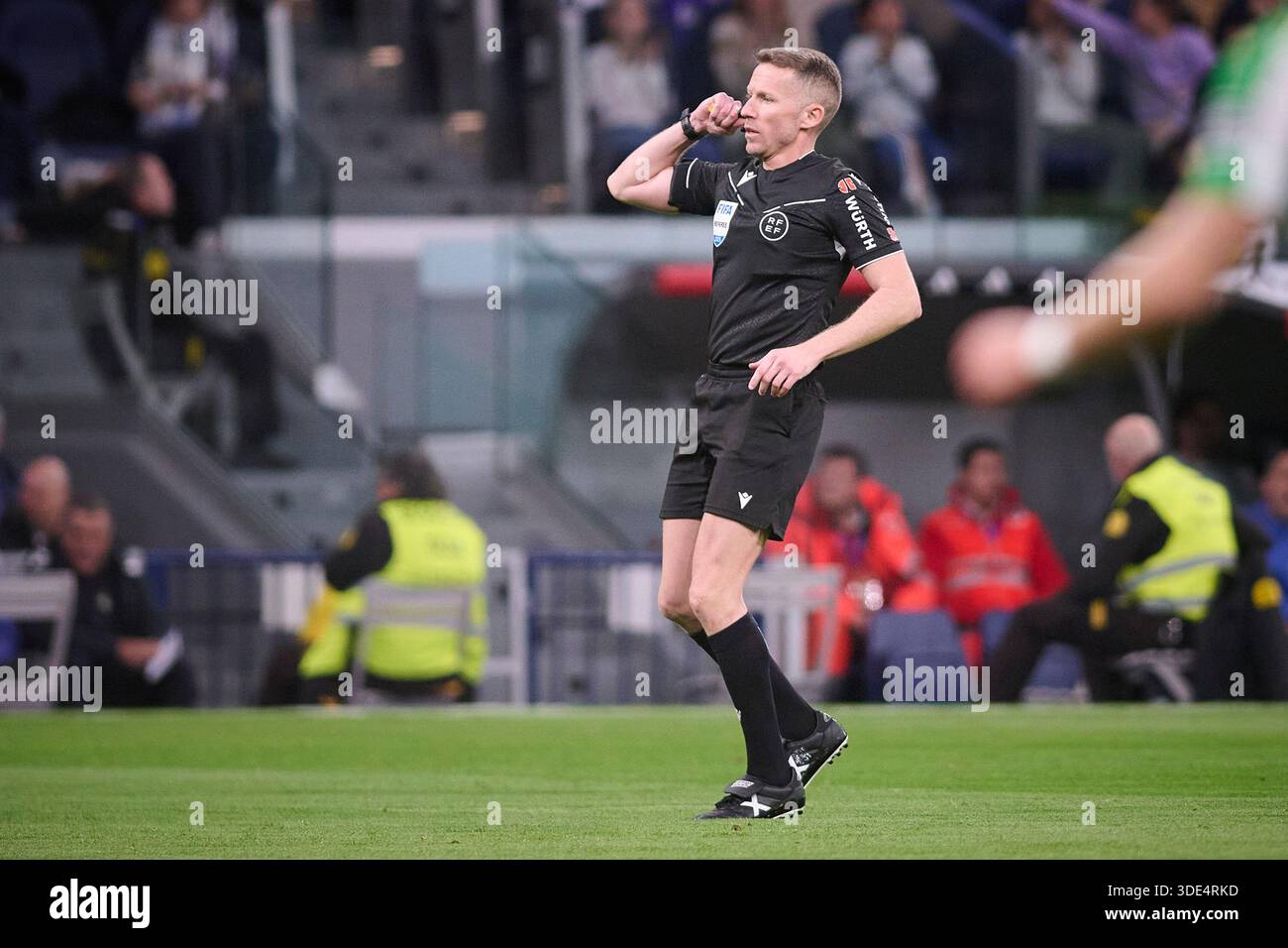 Madrid, Spain. 04th Jan, 2026. Referee Alejandro Hernandez Hernandez ...