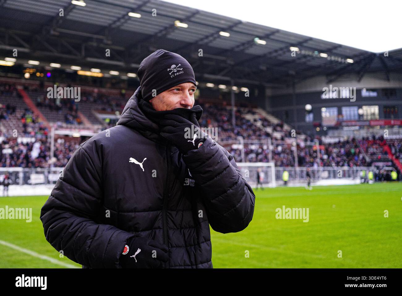 Alexander Blessin (FC St. Pauli, Trainer) GER, FC St. Pauli vs. SV ...