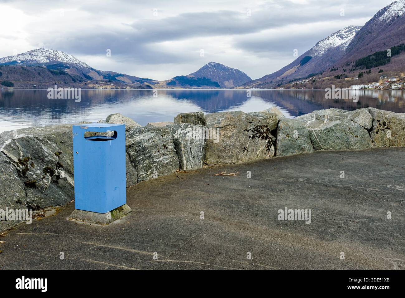 Blue trash bin stands hi-res stock photography and images - Alamy