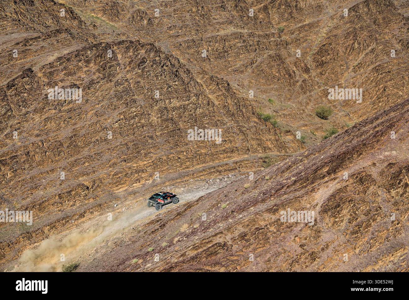 299 AL-ATTIYAH Nasser (qat), LURQUIN Fabian (bel), The Dacia Sandriders ...
