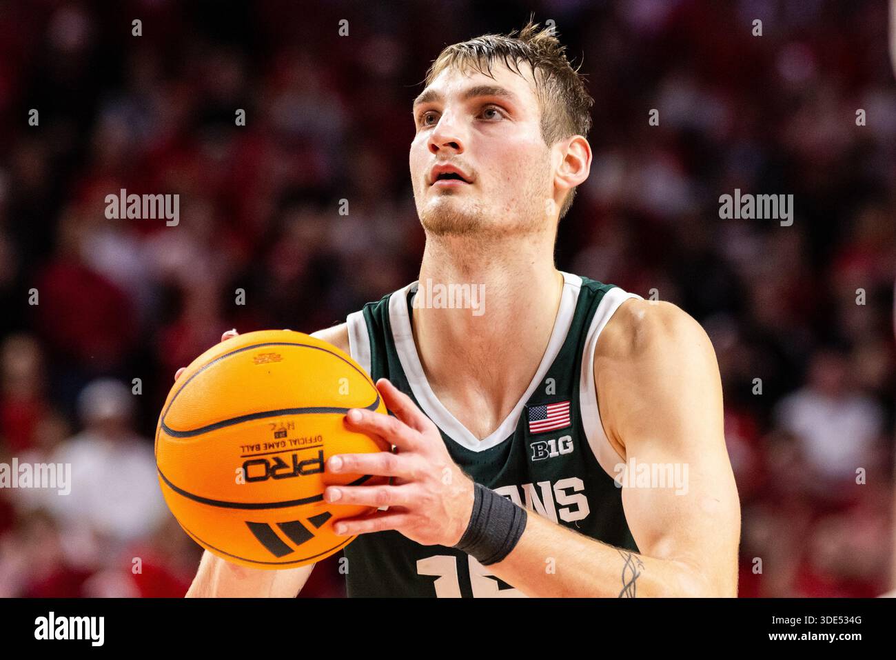 Michigan State center Carson Cooper (15) shoots a free throw against ...