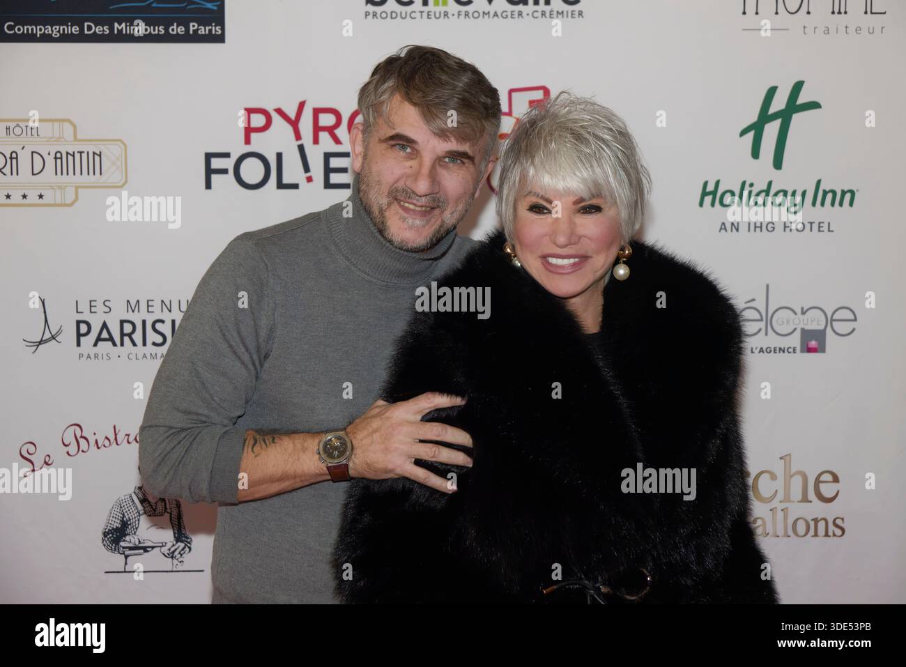 Paris, France. 4th Jan, 2026. A guest and Evelyne Dress attend the 28th ...