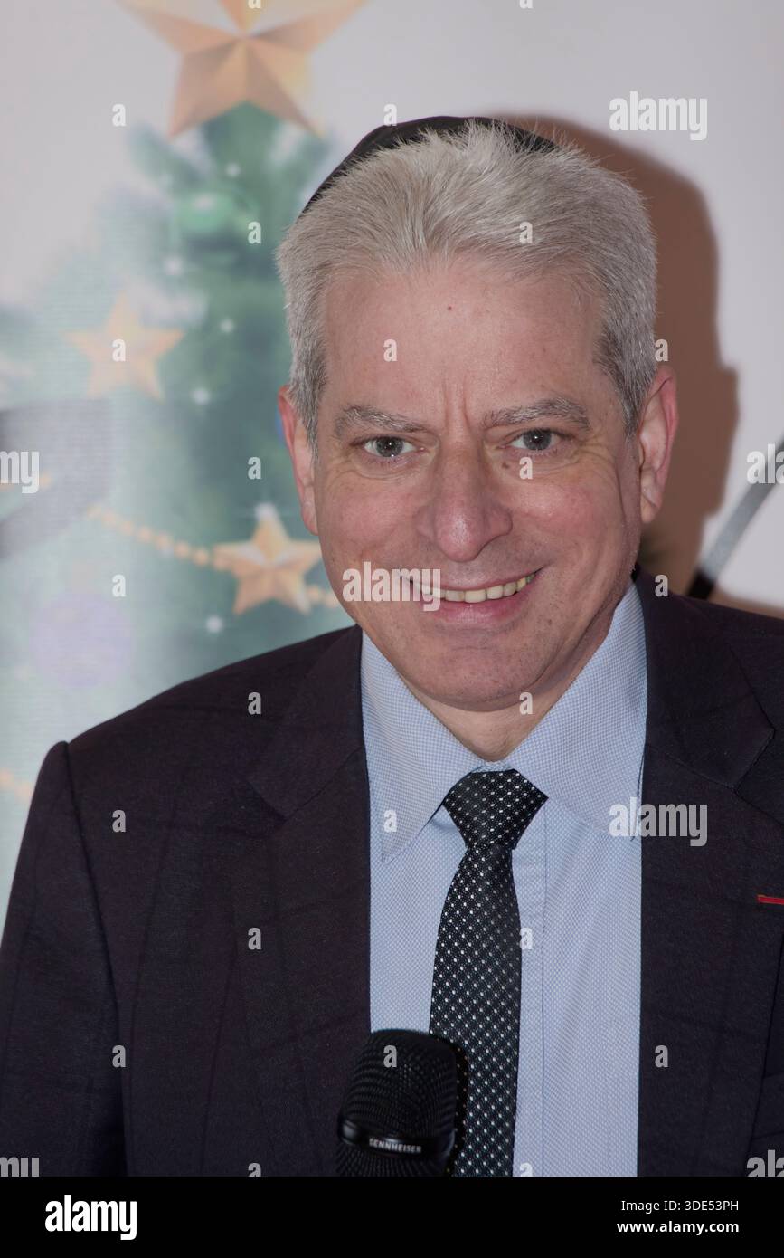 Paris, France. 4th Jan, 2026. Rabbi Moché Lewin attends the 28th ...