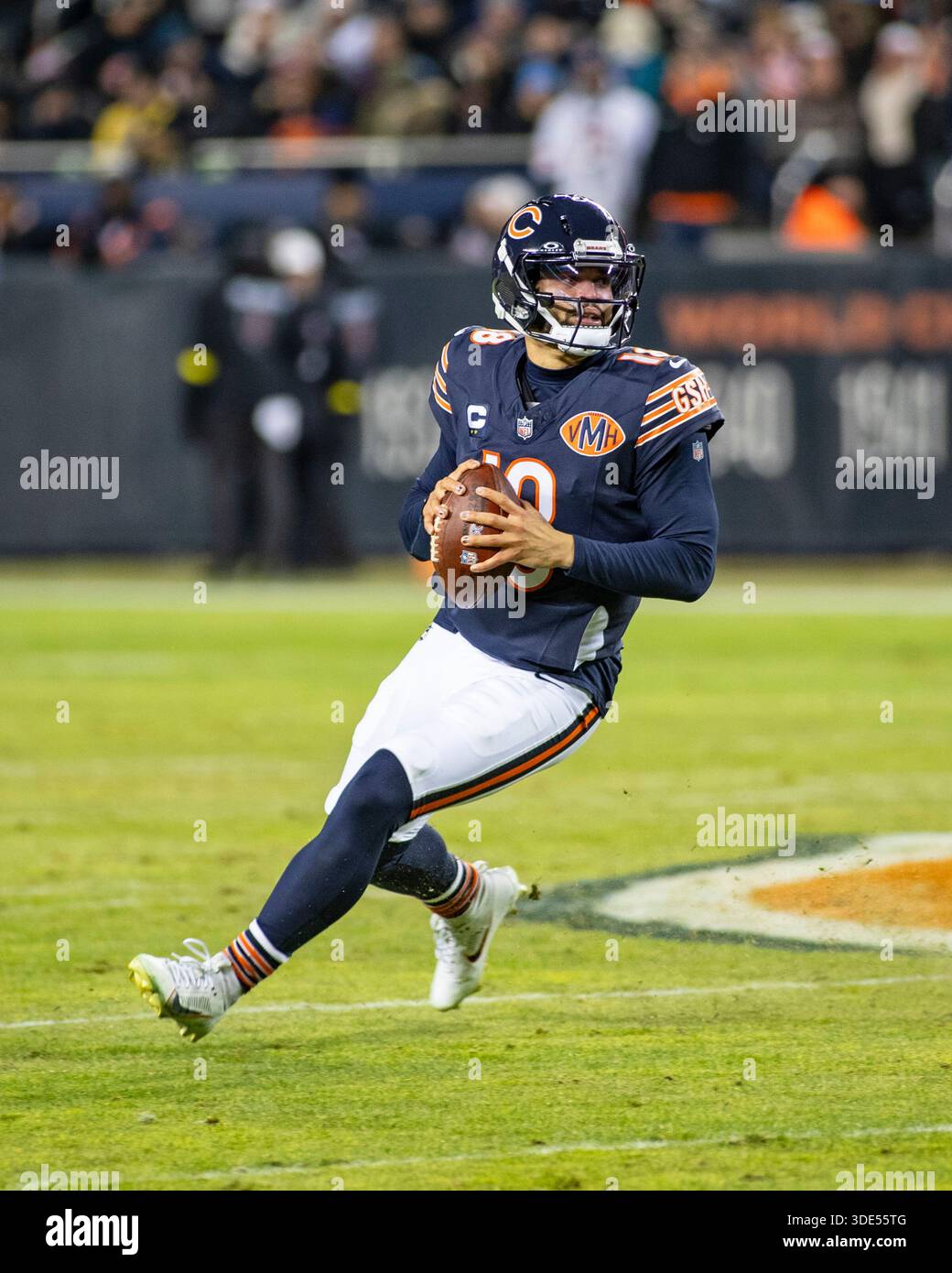 January 4, 2026: Chicago Bears quarterback Caleb Williams (18) in ...