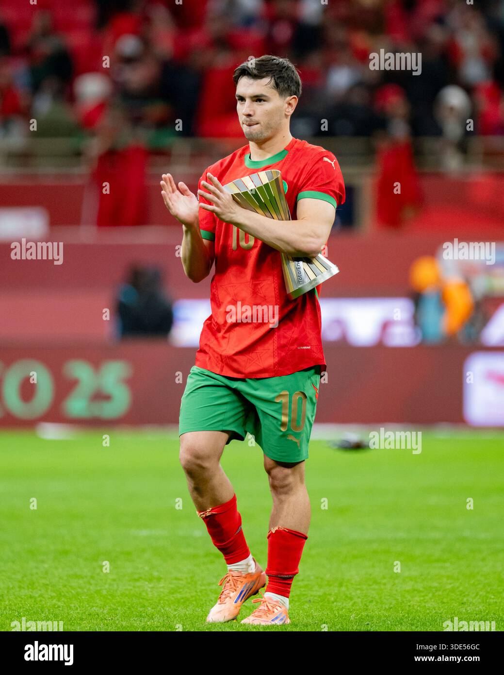 Brahim Díaz of Morocco thanks Moroccan fans after the Africa Cup of ...