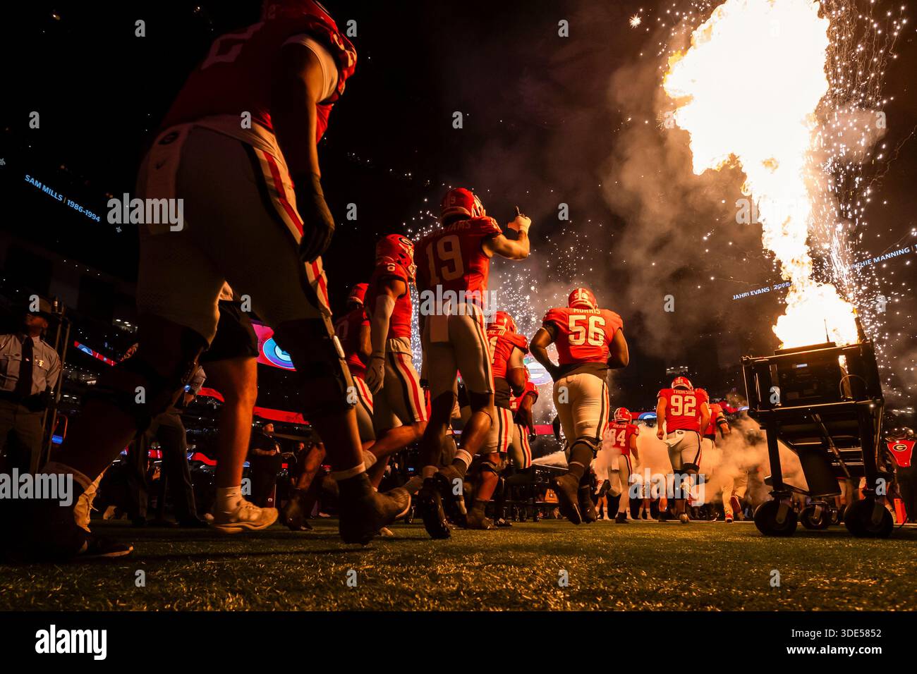 NEW ORLEANS, LA - JANUARY 01: The Georgia Bulldogs take the field ...