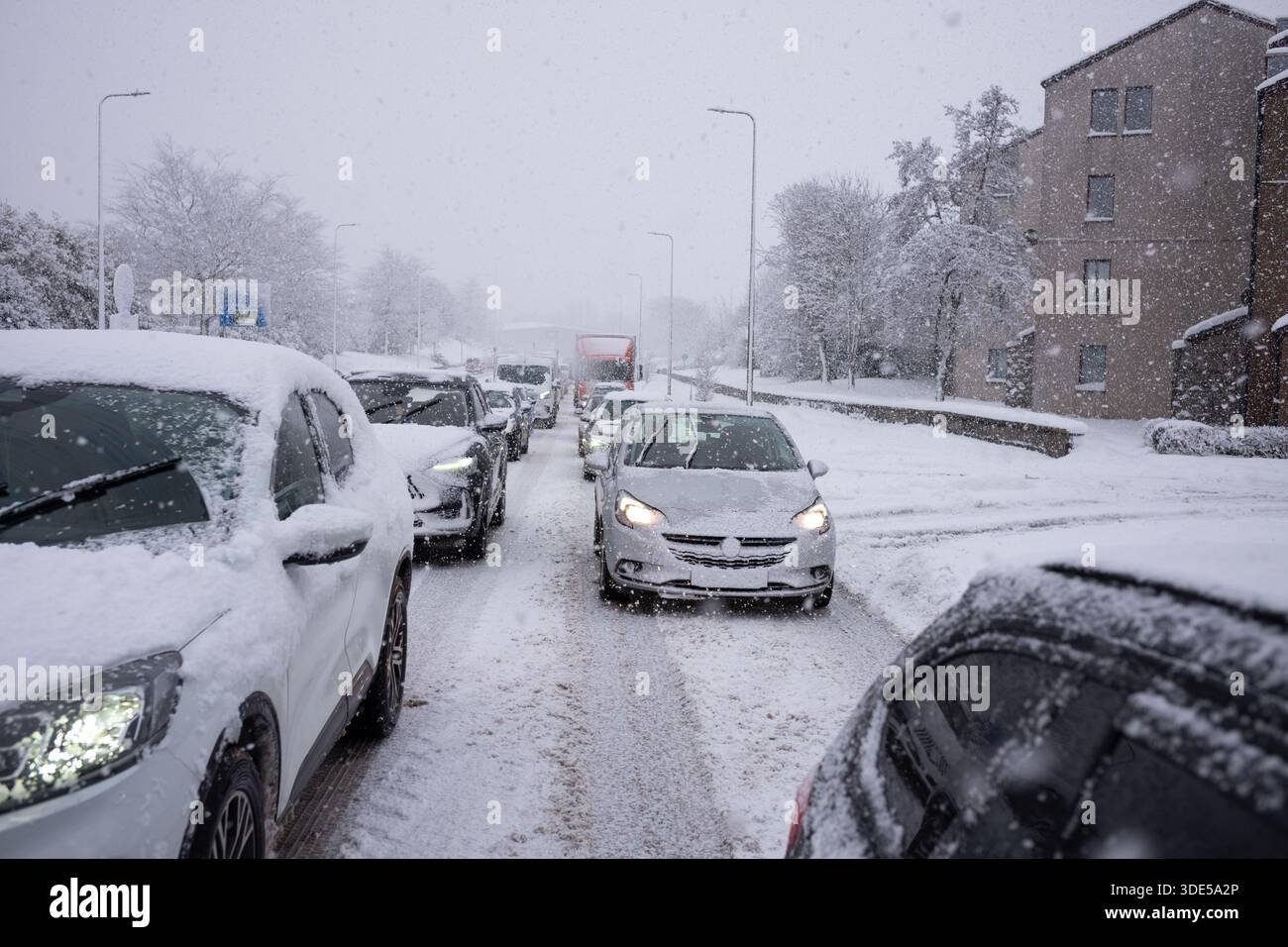 Traffic at a standstill on Anderson Drive in Aberdeen City as very ...