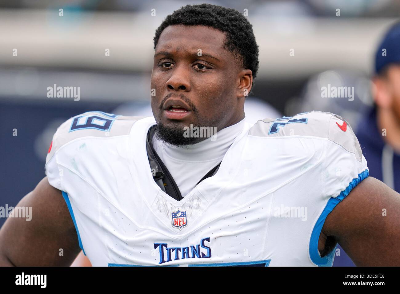Tennessee Titans center Lloyd Cushenberry III on the sideline berfore ...